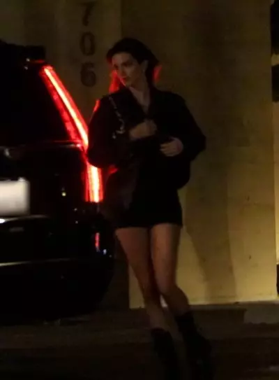 kendall-jenner-on-date-with-devin