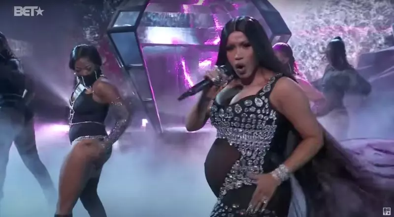 Cardi B Baby Bump Ata Maitaga 2