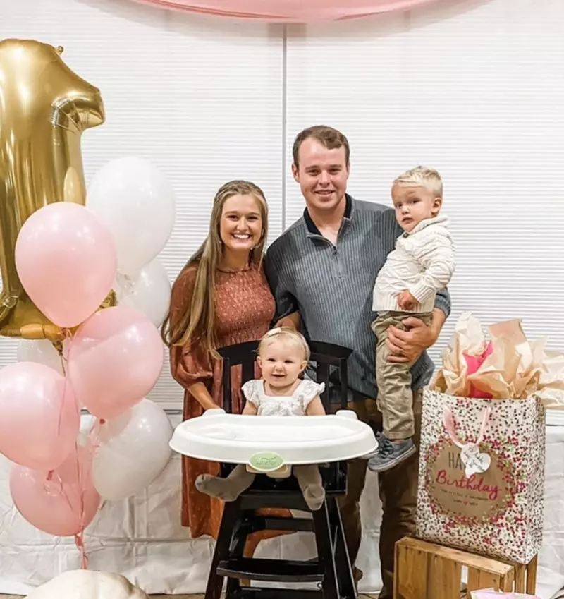 Photos de la bosse de bébé de Kendra Duggar