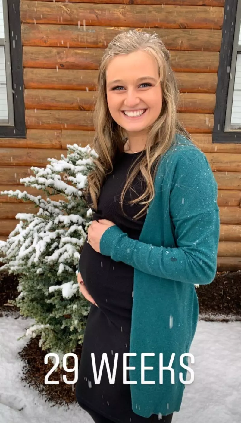 Kendra Duggar Baby Bump