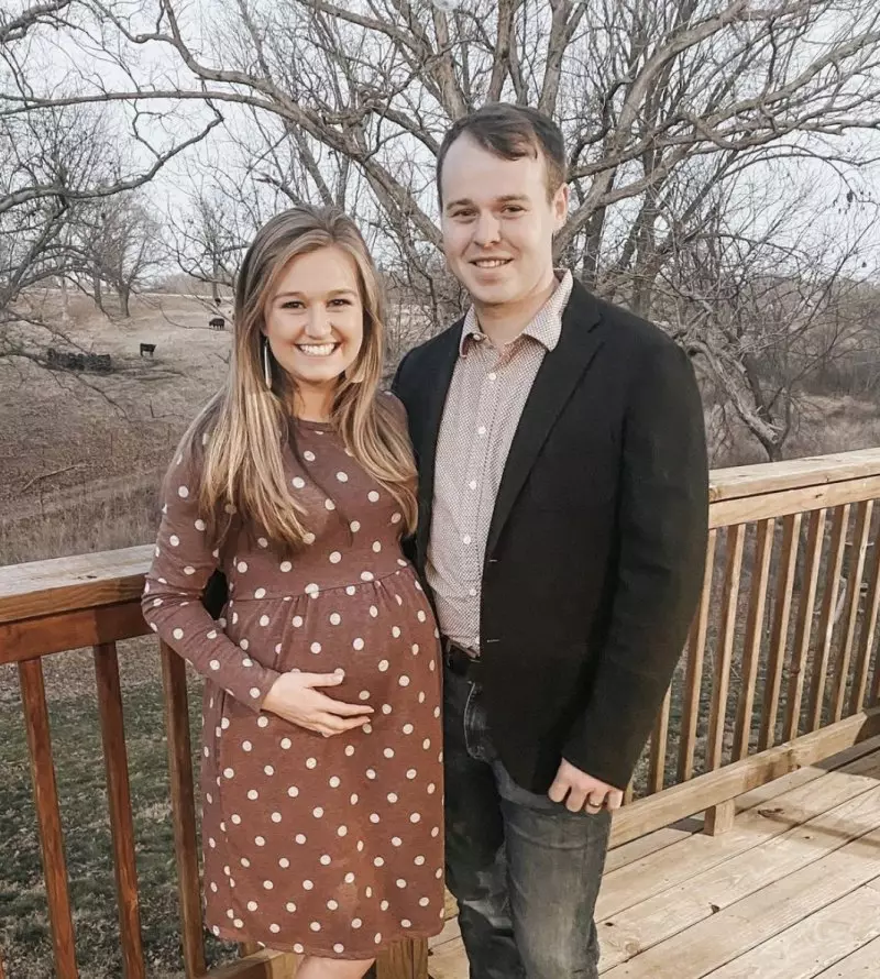 Kendra Duggar Baby Bump Ritratti