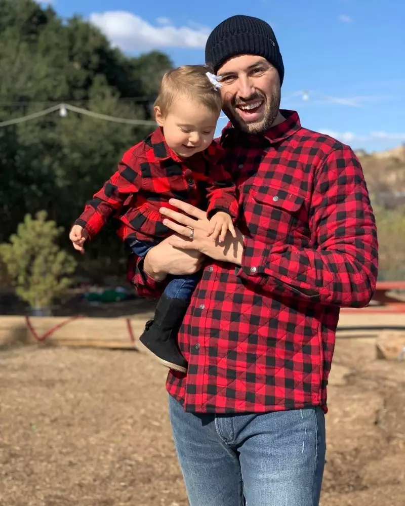 Jeremy Vuolo a Felicity Go Christmas Tree Shopping