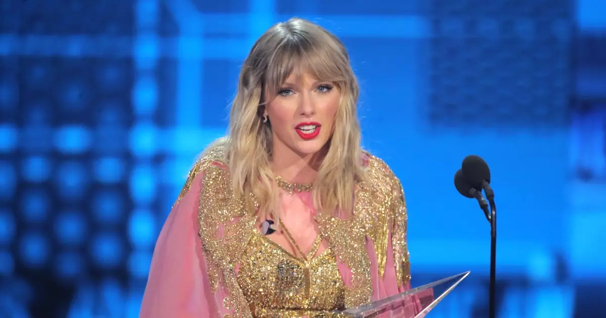 Govor umjetnika desetljeća Epic AMAs Taylor Swift ostavio nas je zaprepaštenim