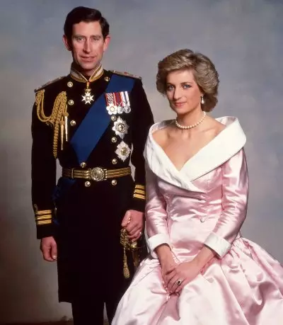 Princess-Diana-Kaaliyihii hore-waxay tidhi-ay-ay-aad-aad-u-adag-ahaa-ay-ay-ay-furtay-Amiir-Charles-2-