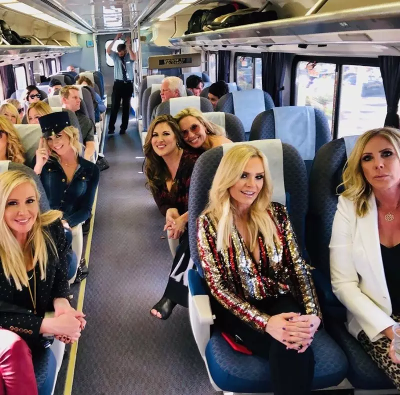 'RHOC' පසු ජීවිතය ගැන Vicki Gunvalson