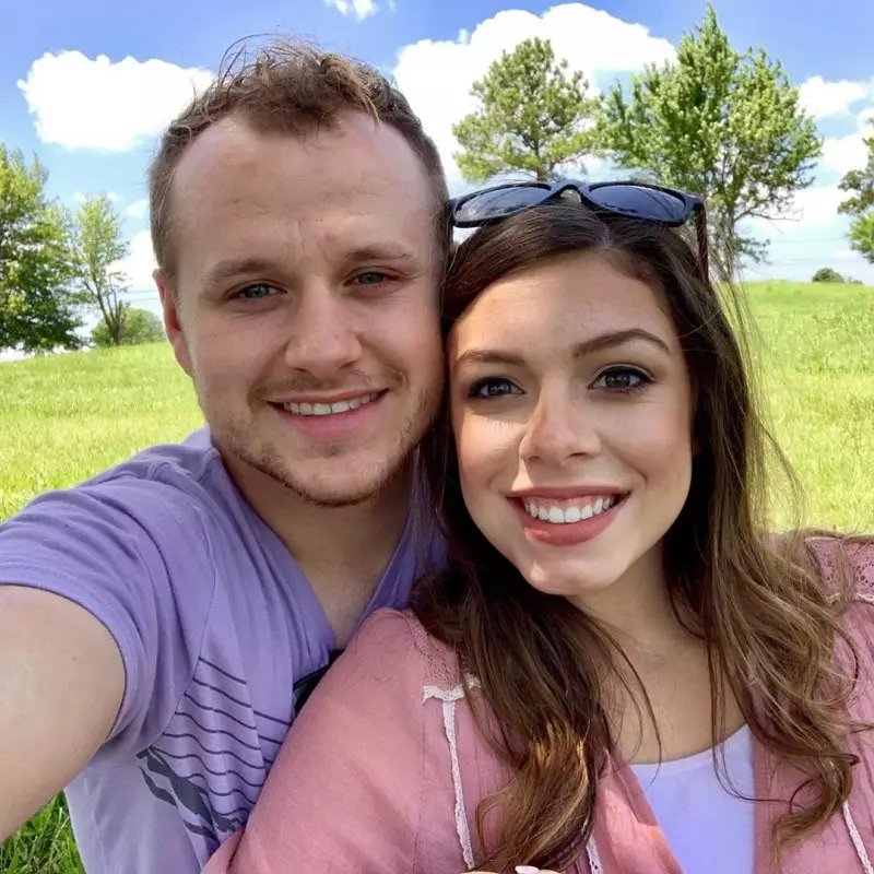 Josiah Duggar û Lauren Swanson navek ji keça xwe re hilbijart