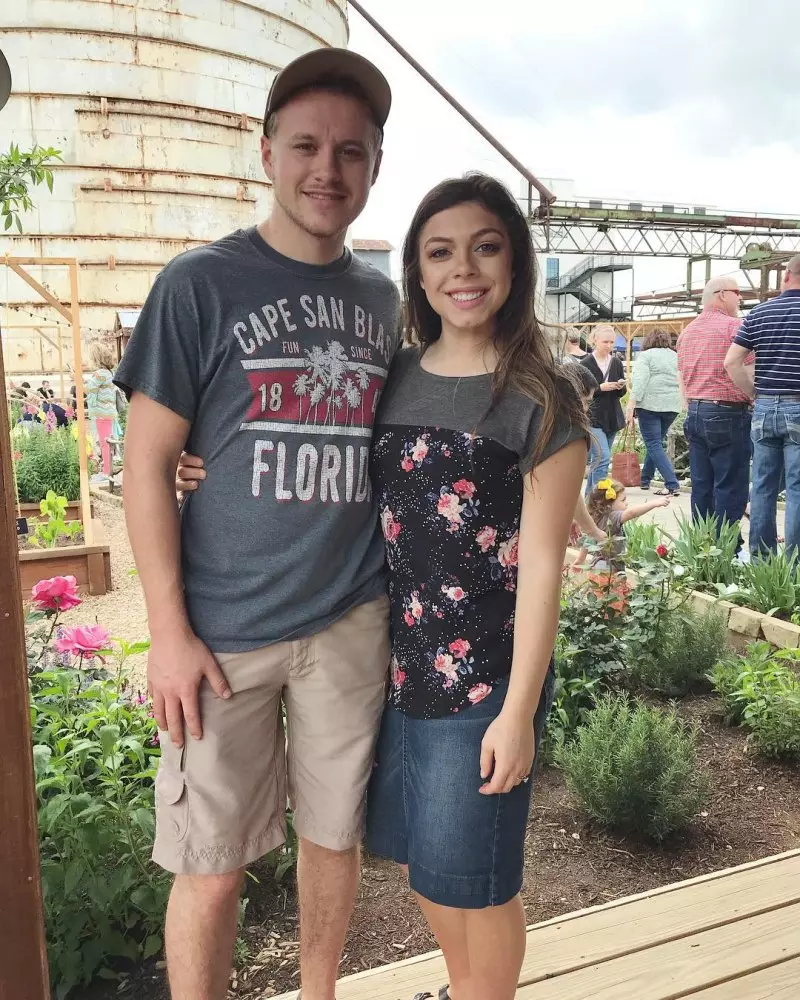 Josiah Duggar Najslađe slike Lauren