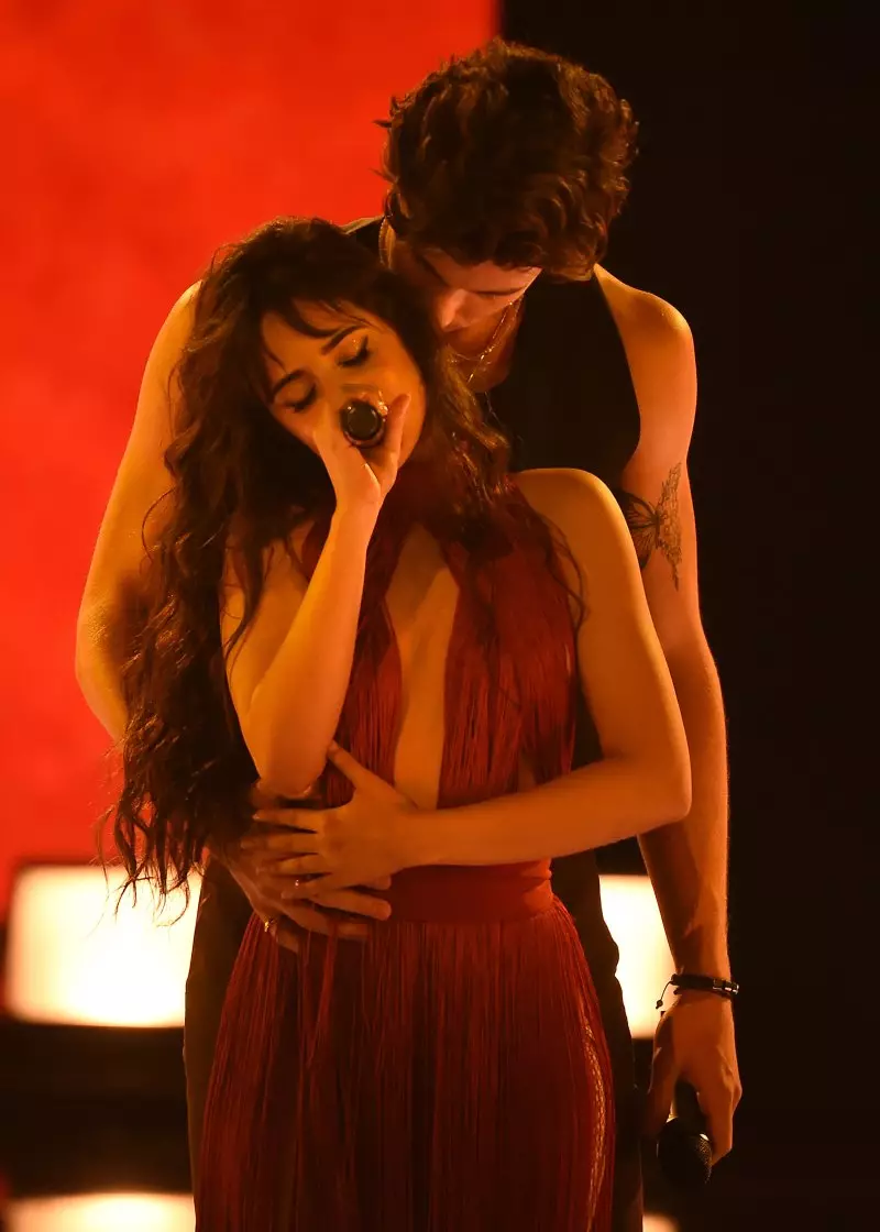 Shawn Mendes dan Camila Cabello Putus