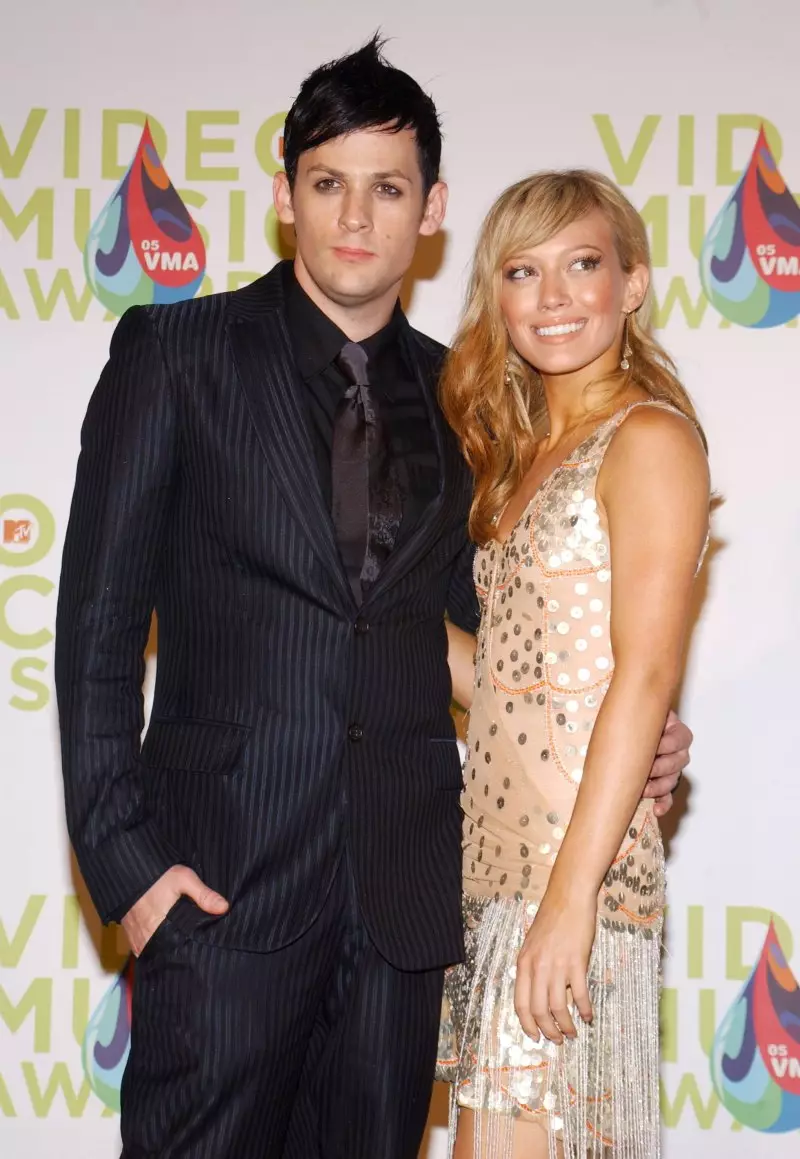 Hilary Duff ແລະ Joel Madden ສູນເສຍຄວາມບໍລິສຸດ