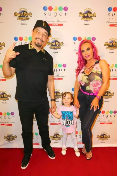 Ice-T na Coco Austin's Ada Chanel na-akpa ọchị na ndị Fans ha n'ụzọ kacha mma