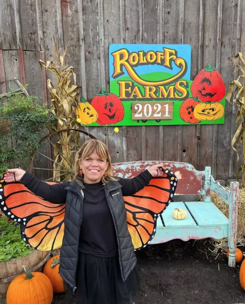 Amy Roloff kostym