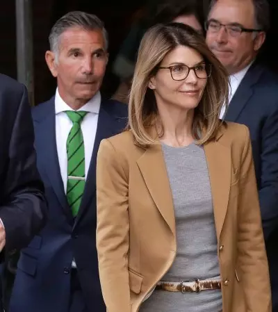 Lori Loughlin ແລະຜົວ Mossimo Giannulli