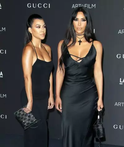 Kourtney Kardashian Kim Kardashian Lažna humanitarna KUWTK