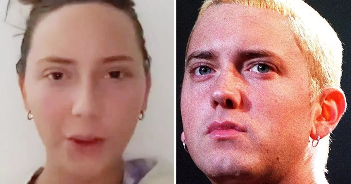 Gefeilliaid! Mae cefnogwyr yn dweud bod Hailie Mathers yn Edrych Fel Eminem Dad Heb Golur