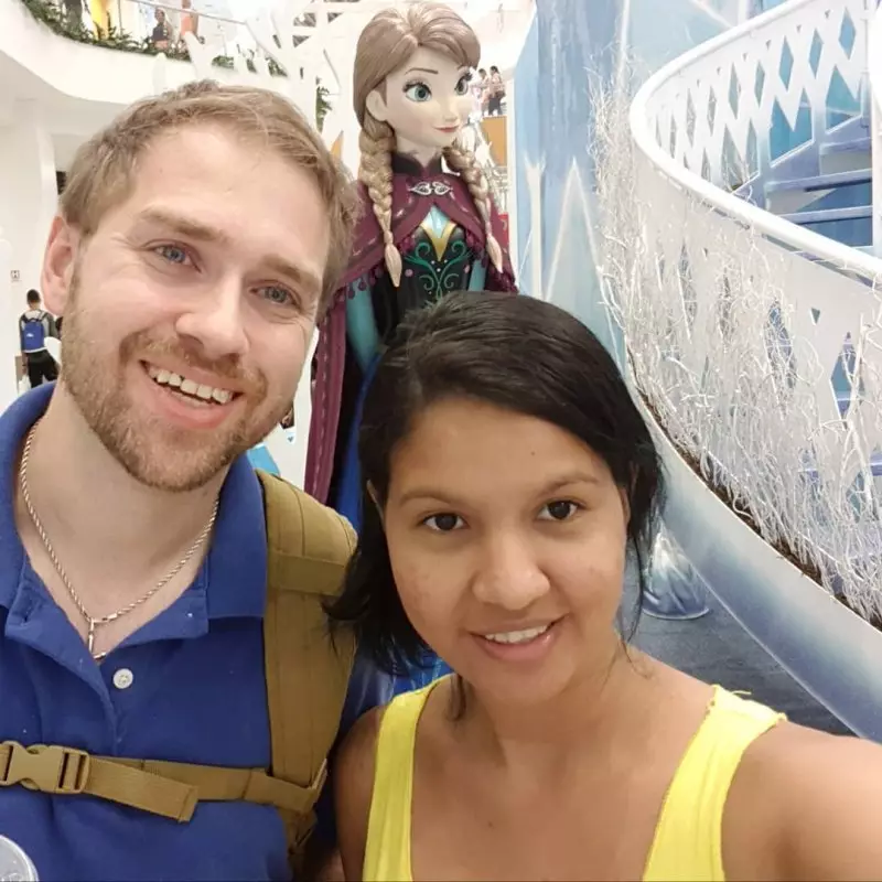 90 Day Fiance Stars Paul ma Karine toe foʻi mai i le U.S.