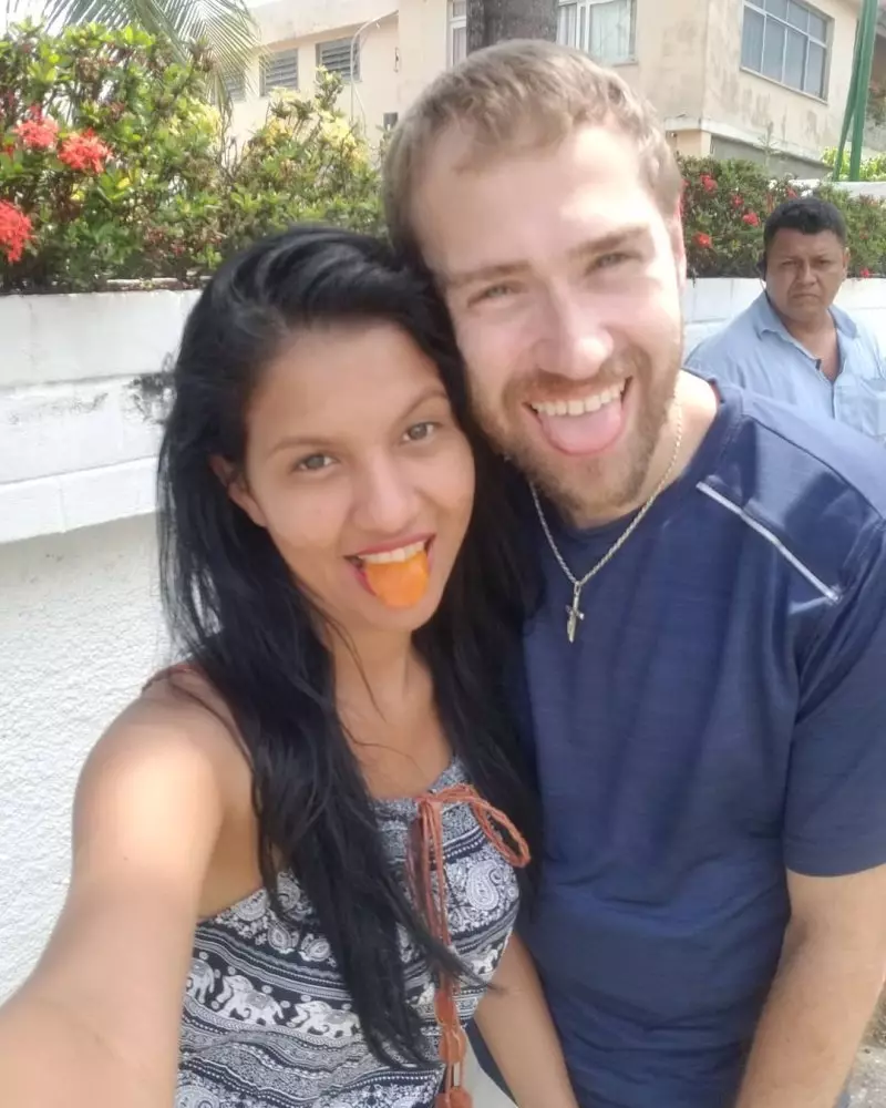 90 Day Fiance Stars Paul sy Karine miverina any Etazonia