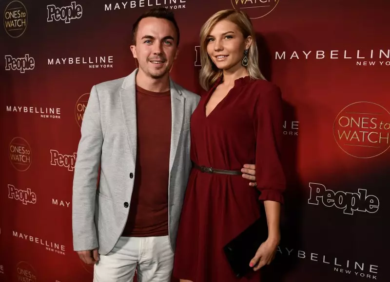 Ċelebritajiet li welldu 2021 Frankie Muniz Paige Price