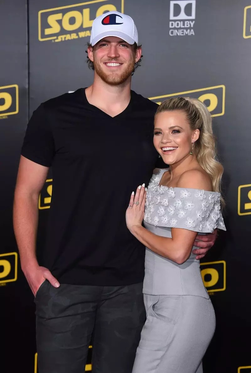 Witney Carson e Carson McAllister Welcome Baby