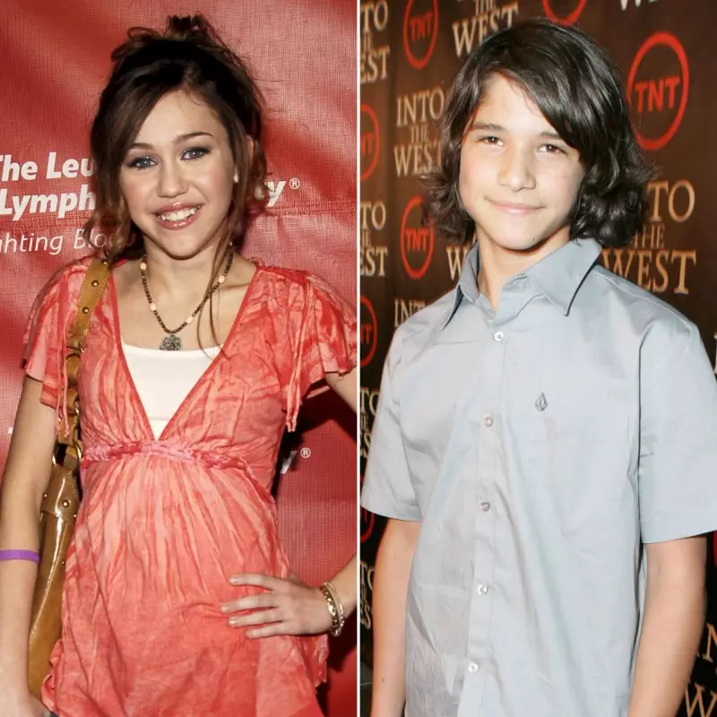 u-miley cyrus uTyler Posey