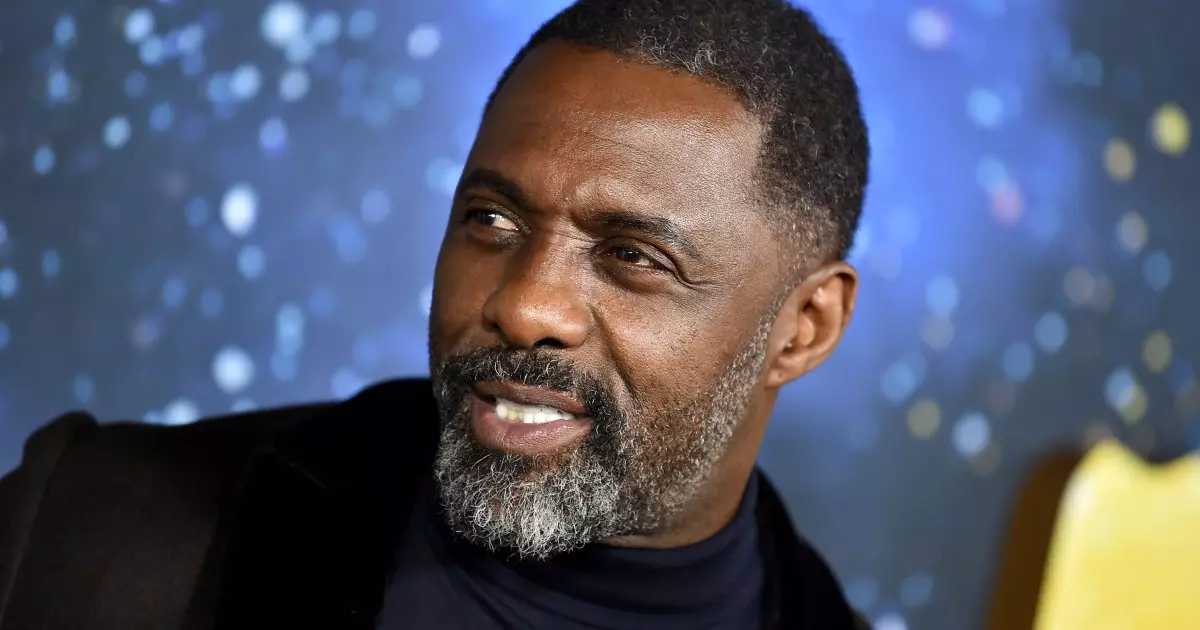 Idris Elba deilir uppfærslu á heilsu eftir að hafa prófað jákvætt fyrir kórónavírus: „Mér gengur allt í lagi“