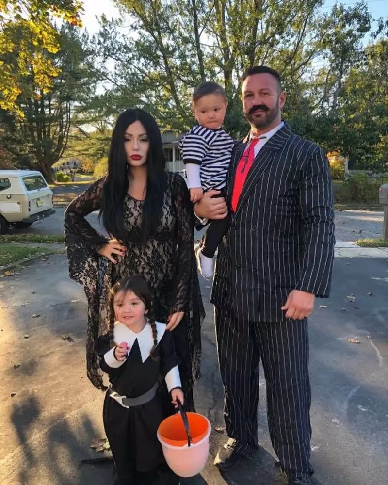 JWoww a Roger venku na Halloween