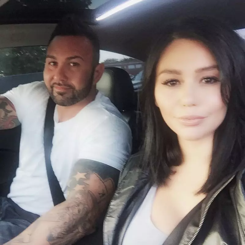 Jenni JWoww Farley Roger Mathewsin suhteen aikajana