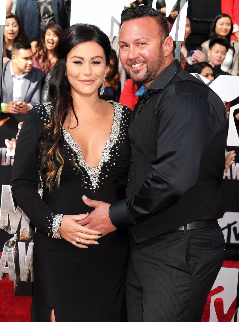 Jenni JWoww Farley Roger Mathewsin suhteen aikajana