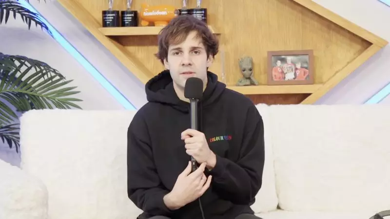 David Dobrik arịọla mgbaghara n'etiti Vlog Squad na-aga n'ihu ebubo mwakpo mmekọahụ05