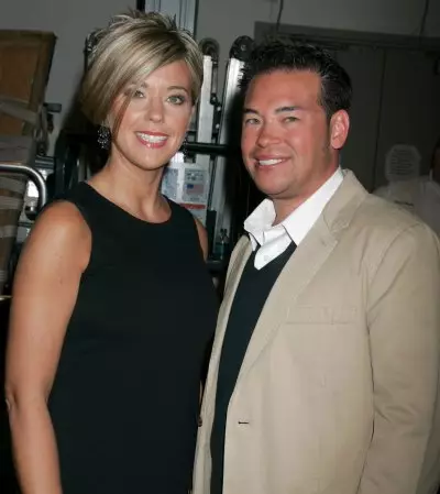 Kate thiab Jon Gosselin Los Ntawm Kate Gosselin thiab Jon Gosselin, ntawm TLC's 'Jon & Kate Plus 8' Discovery Communications 2009 Upfront hauv New York, America - 02 Lub Plaub Hlis 2009