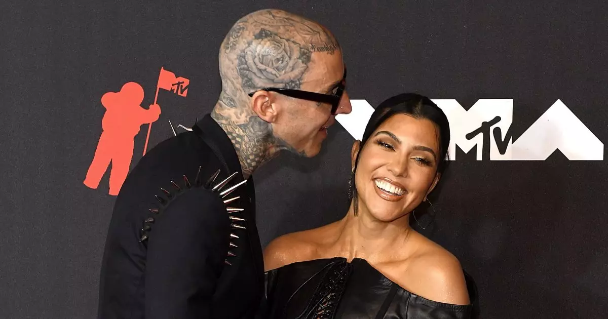 Avètisman NSFW! Kourtney takine 'pi bon sèks' nan lavi li ak fiyanse Travis