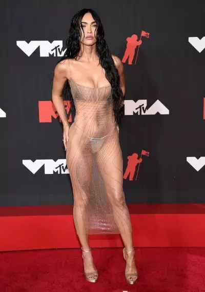 Kuulipilduja Kelly ja Megan Fox 2021 VMA-d: punase vaiba fotod 2