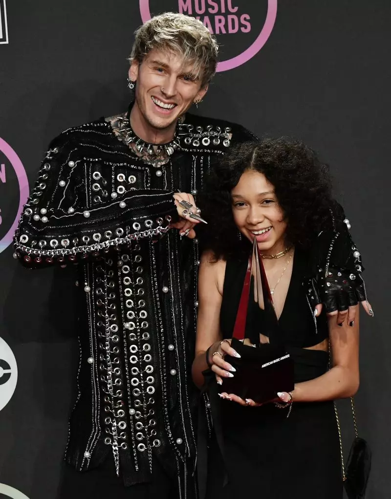 Machine Gun Kelly Daughter AMAs