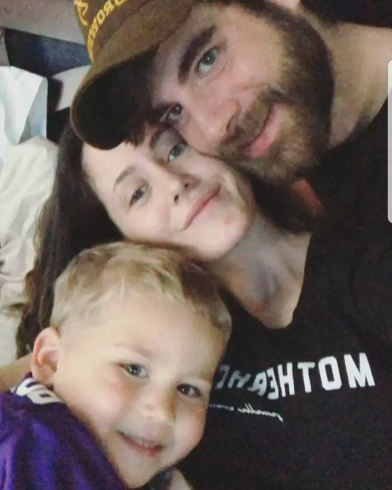 David Eason toa manaloka an'i Jenelle Evans tsaho momba ny fiarahana