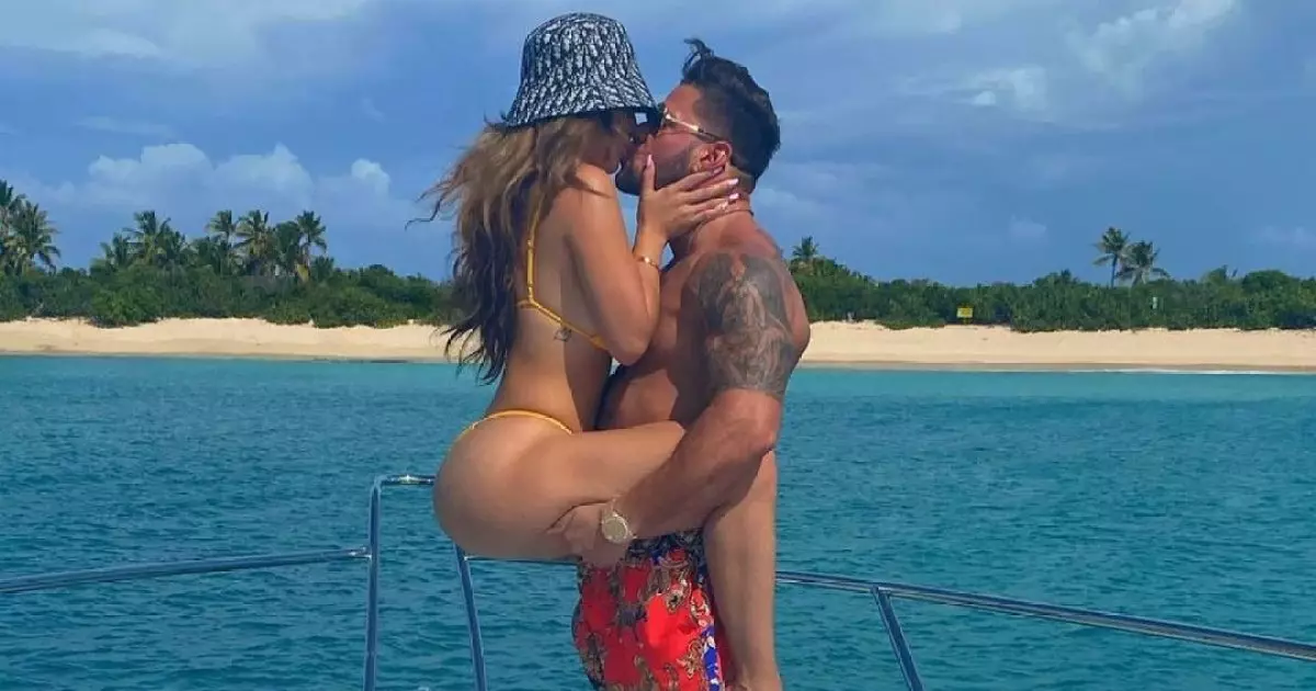 Hochzäit Klacken? Dem Ronnie Ortiz-Magro seng Frëndin nennt him hir "Zukunft Hubby"