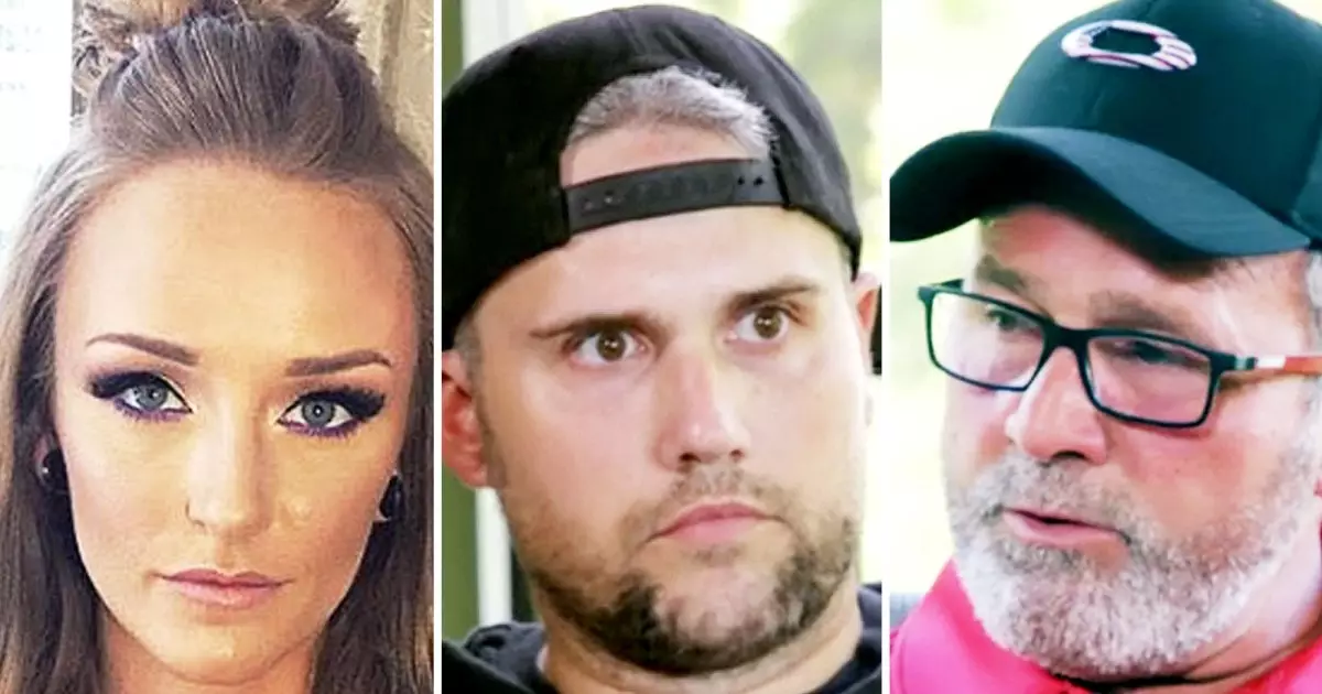 Niaro an'i Bentley tamin'ny fanehoan-kevitr'i Larry dadan'i Ryan i Maci an'i Teen Mom OG