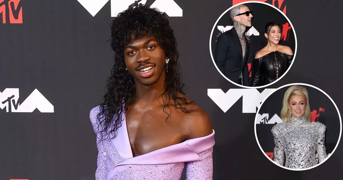 Wat Är Liiblingsstäre op d'2021 VMAs gedroen hunn: Red Carpet Photos