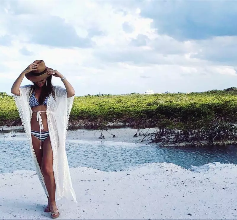Fotos de bikini de Sofia Vergara: Millors moments en vestit de bany de l'actriu