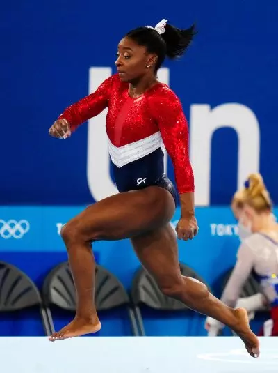 Hiệu suất Vault của Simone Biles