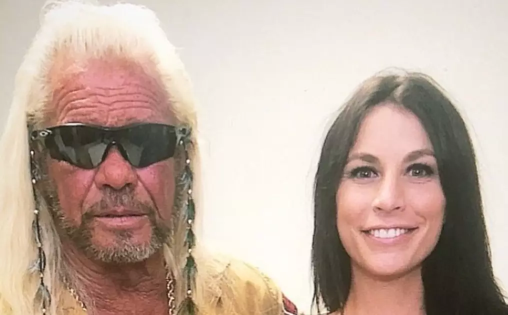 Tillsammans igen! Duane Chapman och dotter Lyssa återförenas på Hawaii efter familjefejd