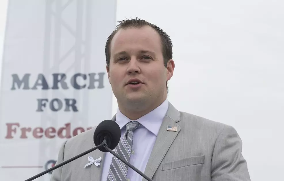 Josh Duggars barnepornografirettssak: Saksoppdateringer midt i skyldig dom