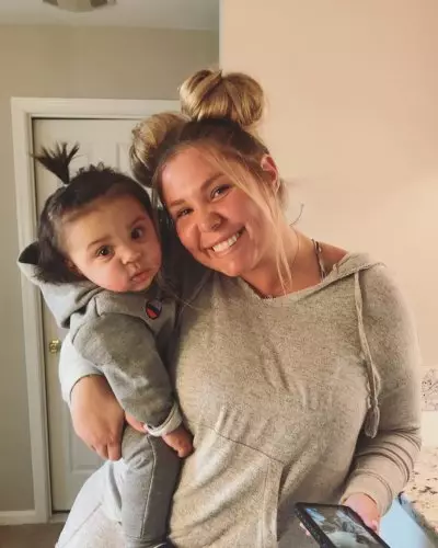 ပရိသတ်များက Kailyn Lowry Keurig ရုံးကို Slam ကြသည်။