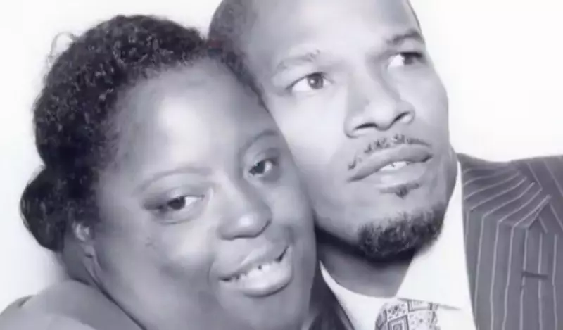 Jamie Foxx se suster Deondra is oorlede