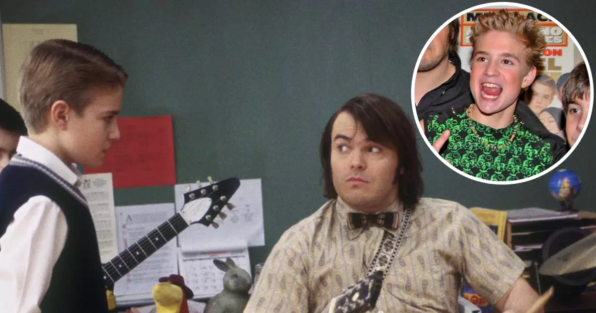 Tanbouyè 'School of Rock' Kevin Clark mouri a 32 an, li frape pa machin