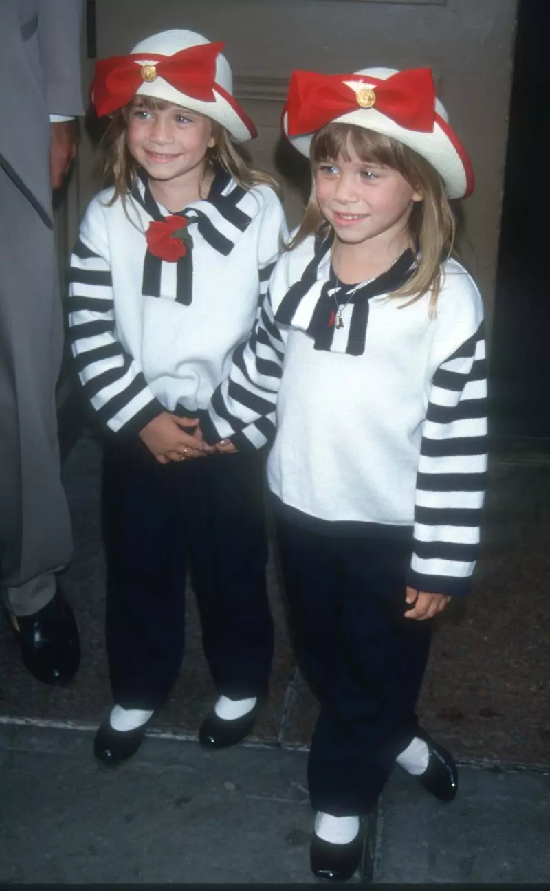 Ang Kamangha-manghang Pagbabago nina Mary-Kate at Ashley Olsen sa Paglipas ng mga Taon