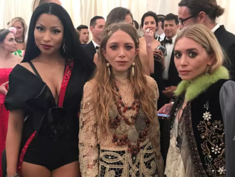 nicki-minaj-olsen-cúpla