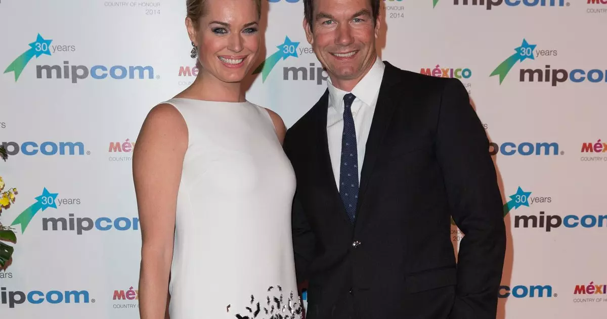 Jerry O'Connell ۋە Rebecca Romijn نىڭ قىزلىرى «تولۇق ئۆي» نى ياخشى كۆرىدۇ ، ئاپامنىڭ سابىق جون ستاموس