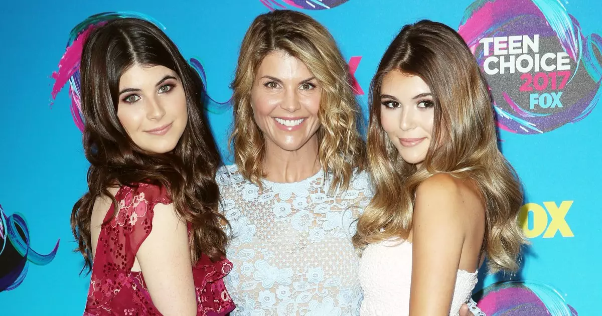 Ekskluzive: Vajzat e Lori Loughlin 'të mërzitur' ajo mund të kalojë pushimet në burg