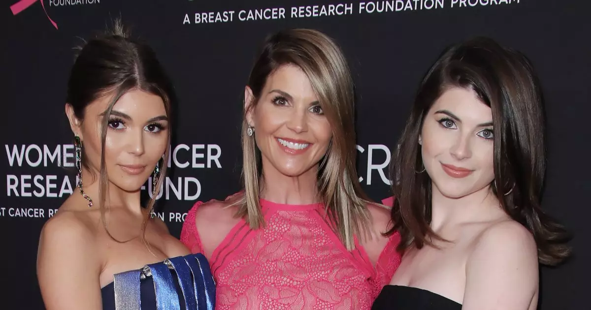 USC Ta Tabbatar Da 'Ya'yan Lori Loughlin, Isabella da Olivia Jade, Ba Su Da Rijista A Makaranta