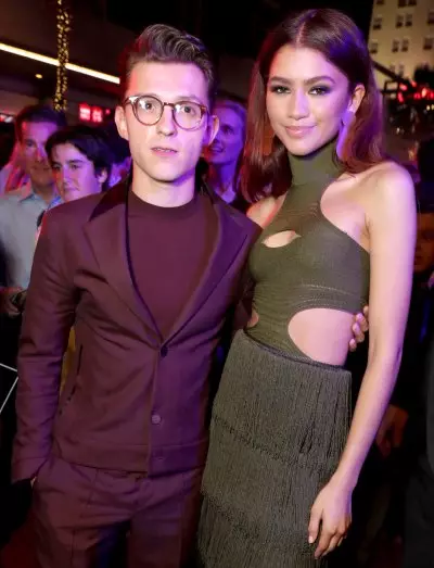 Zendaya Tom Holland finalman konfime romans pa fè machin