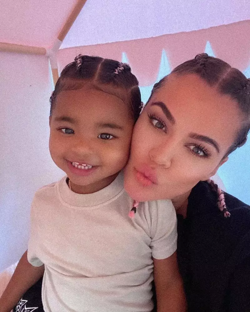 Khloe Kardashian Selfie dcera True Thompson Tristan Thompson Komentáře Královna a princezna